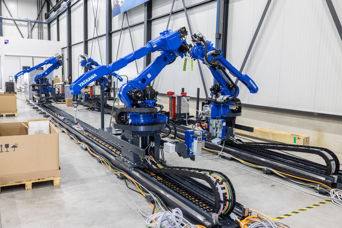 Reduction of people required do to gearboxes, racks and pinions.