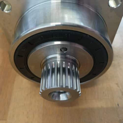 Gearbox with spline, multi-key, DIN5480 output shaft - APEX