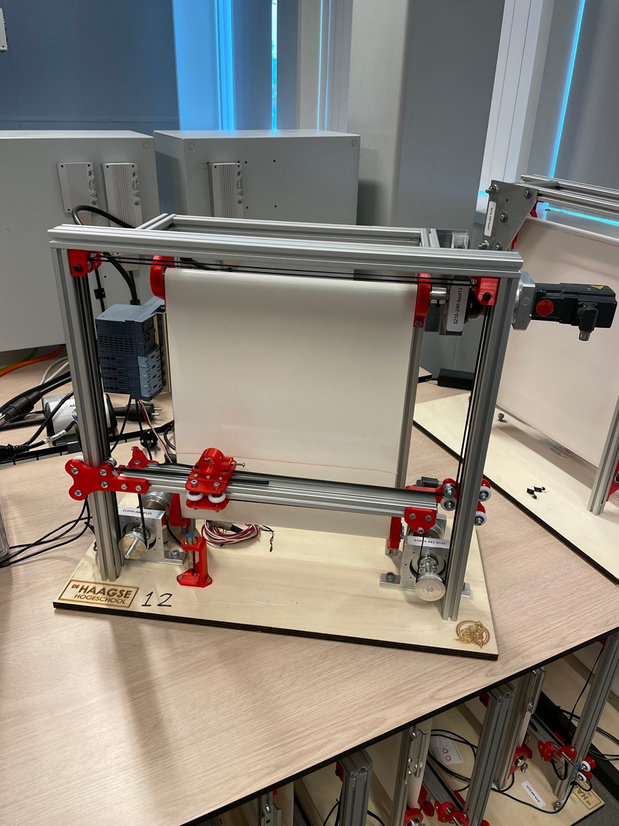 Gearbox in delta robot teaching program at The Hague University of ...