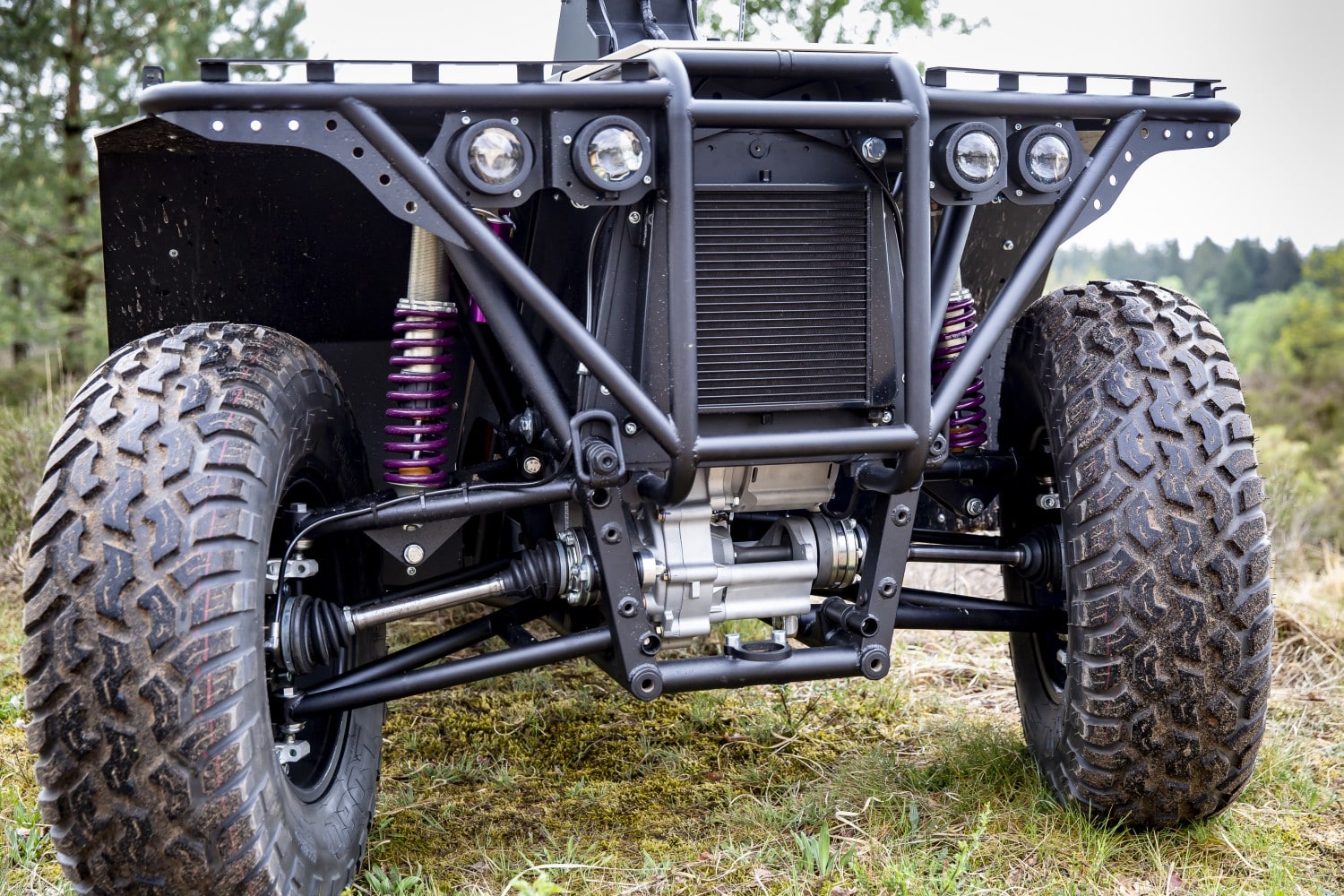 Innovative hybrid Quad Gearbox for the military