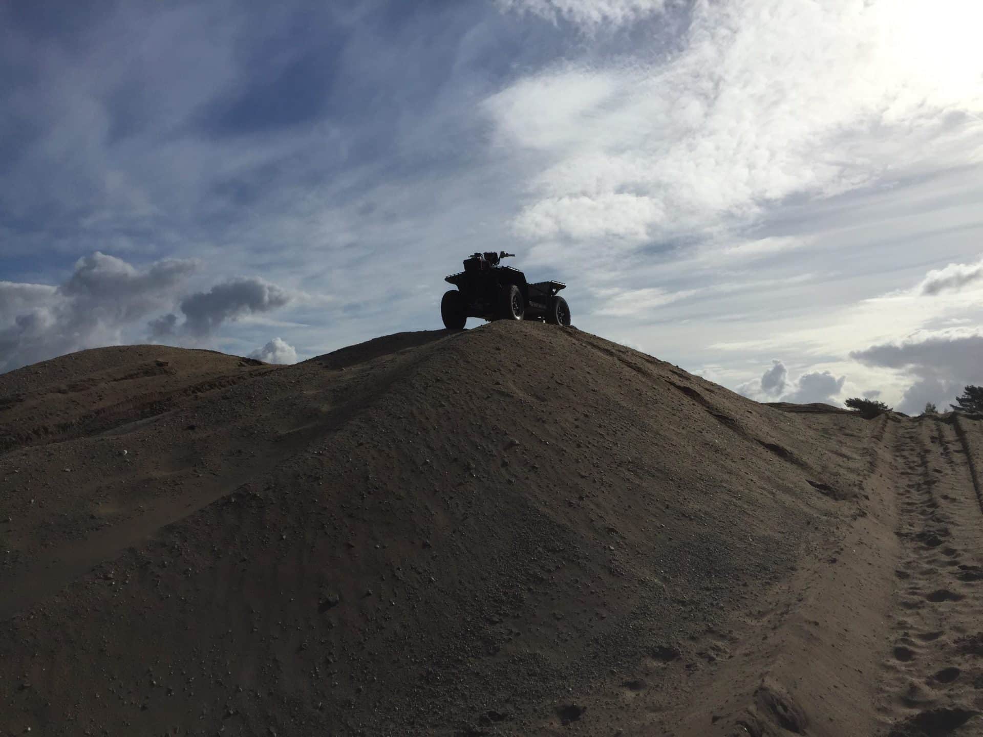 Innovative hybrid Quad Gearbox for the military